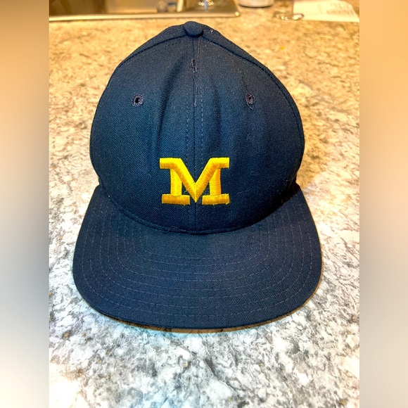 New Era | Accessories | Vintage 9s Michigan Wolverines Fitted Cap 7 58 ...